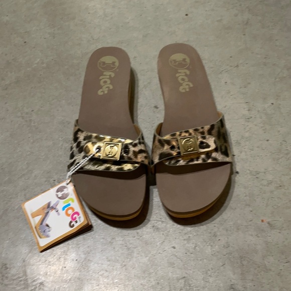 Flogg | Shoes | Flogg Melanie Sandals | Poshmark